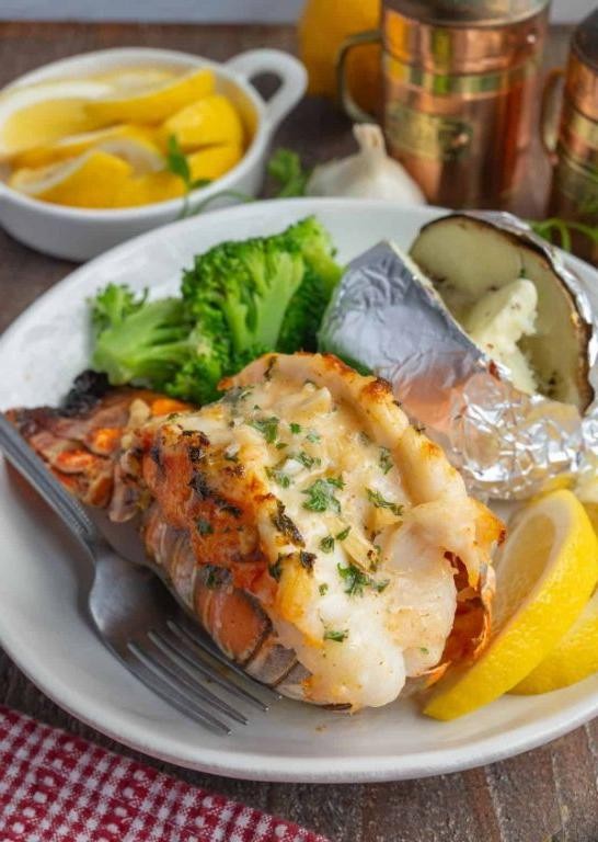 35 Delectable Lobster Tail Recipes Perfectly Broiled - Gela Recipes